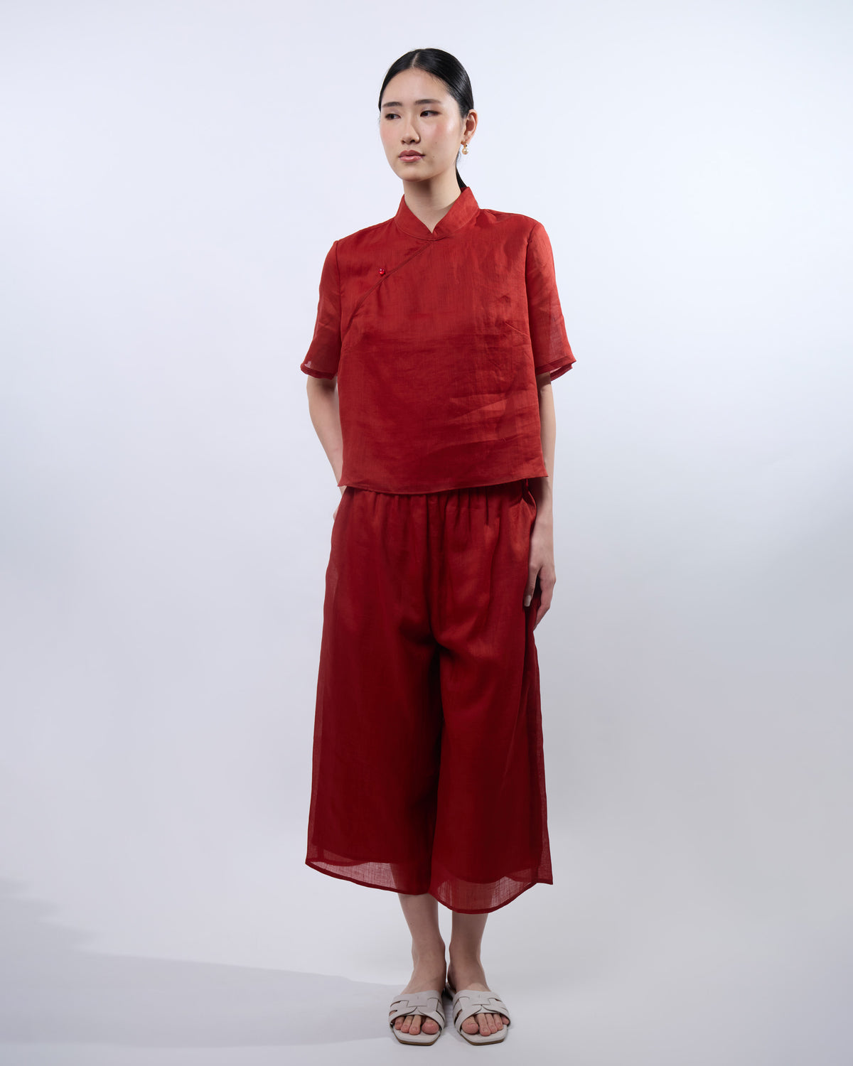 Short Sleeve Ramie Cheongsam Top in Brick Red l You Living | You Living 悠生活